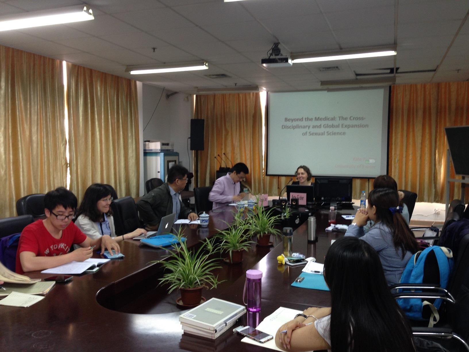 英国埃克塞特大学医学史中心主任Kate Fisher教授来文学院开展讲座-上海大学新闻网